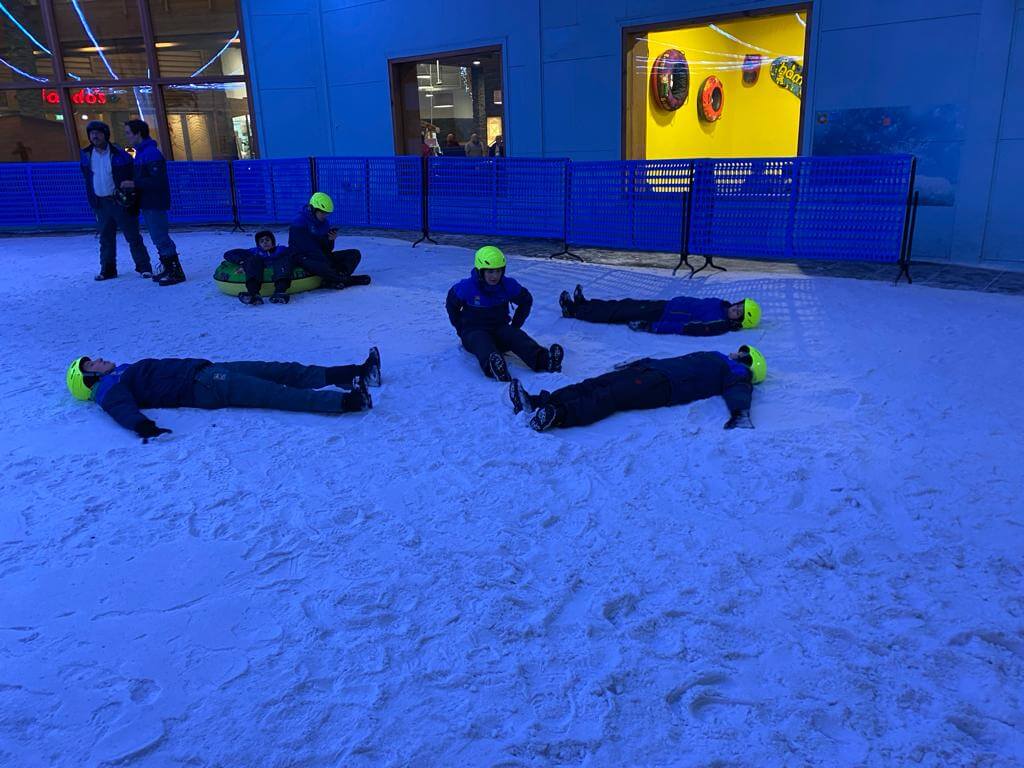 LUCTON SCHOOL – Ski Chill Factory en Manchester | Blog Vigo en Inglés