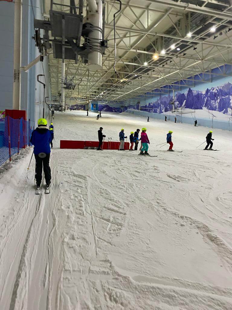 LUCTON SCHOOL – Ski Chill Factory en Manchester | Blog Vigo en Inglés