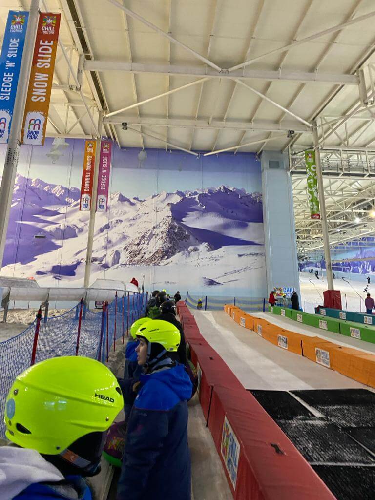 LUCTON SCHOOL – Ski Chill Factory en Manchester | Blog Vigo en Inglés